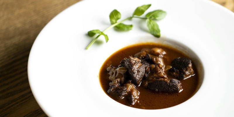 RANSEN はなれ／ホテルニューオータニ 国産和牛 赤ワイン煮込み をご堪能 全4皿 カジュアルディナー＋乾杯スパークリング付き ディナー ...