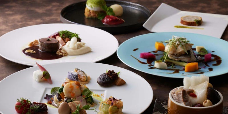 THE DINING シノワ 唐紅花＆鉄板フレンチ 蒔絵／浅草ビューホテル27F シェフ＆シェフコラボレーションフルコース7品＋乾杯ドリンク＋カフェ ランチ プラン(12243538)・メニュー