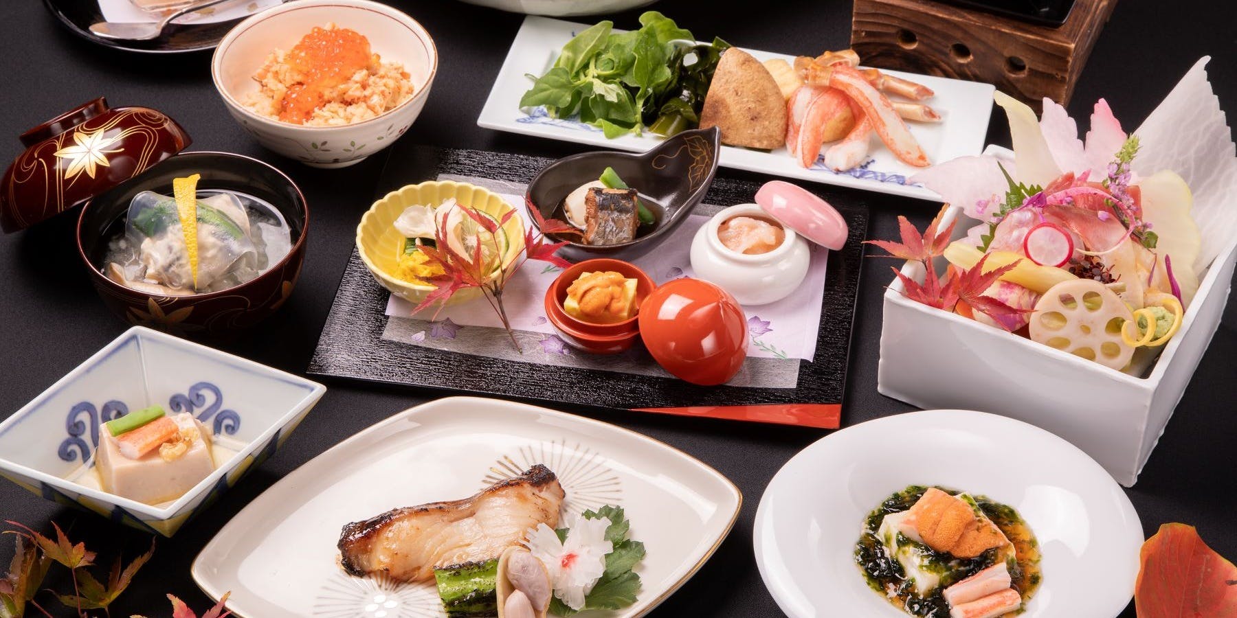 日本料理 大和屋 そごう横浜店 【秋麗の大和】ズワイ蟹しゃぶしゃぶ旬野菜、秋鮭イクラ御飯など 全8品＋選べる1ドリンク（個室確約） ランチ ...