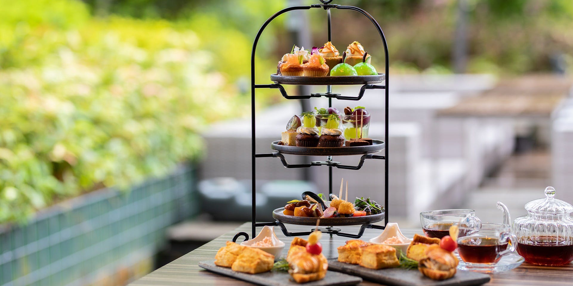 FOREST KITCHEN with Outdoor Living／ホテルメトロポリタン仙台イースト 【ランチブッフェ】選べるメイン＆前菜 ...