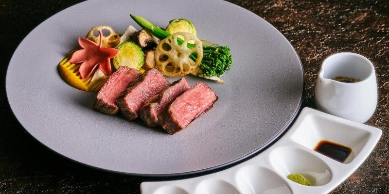 DINING & BAR TABLE 9 TOKYO／品川プリンスホテル 羽田エア パノラマペアシートプラン＜1日6組限定＞＋URBANコース ...