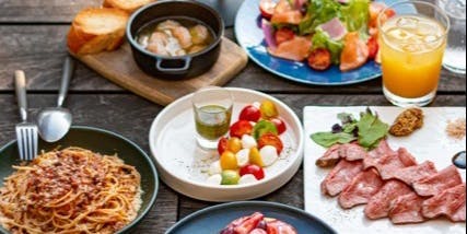 tables cook & LIVING HOUSE 【スタンダードコース】飲み放題付 アヒージョやオムレツ、パンケーキを含むコース ディナー ...