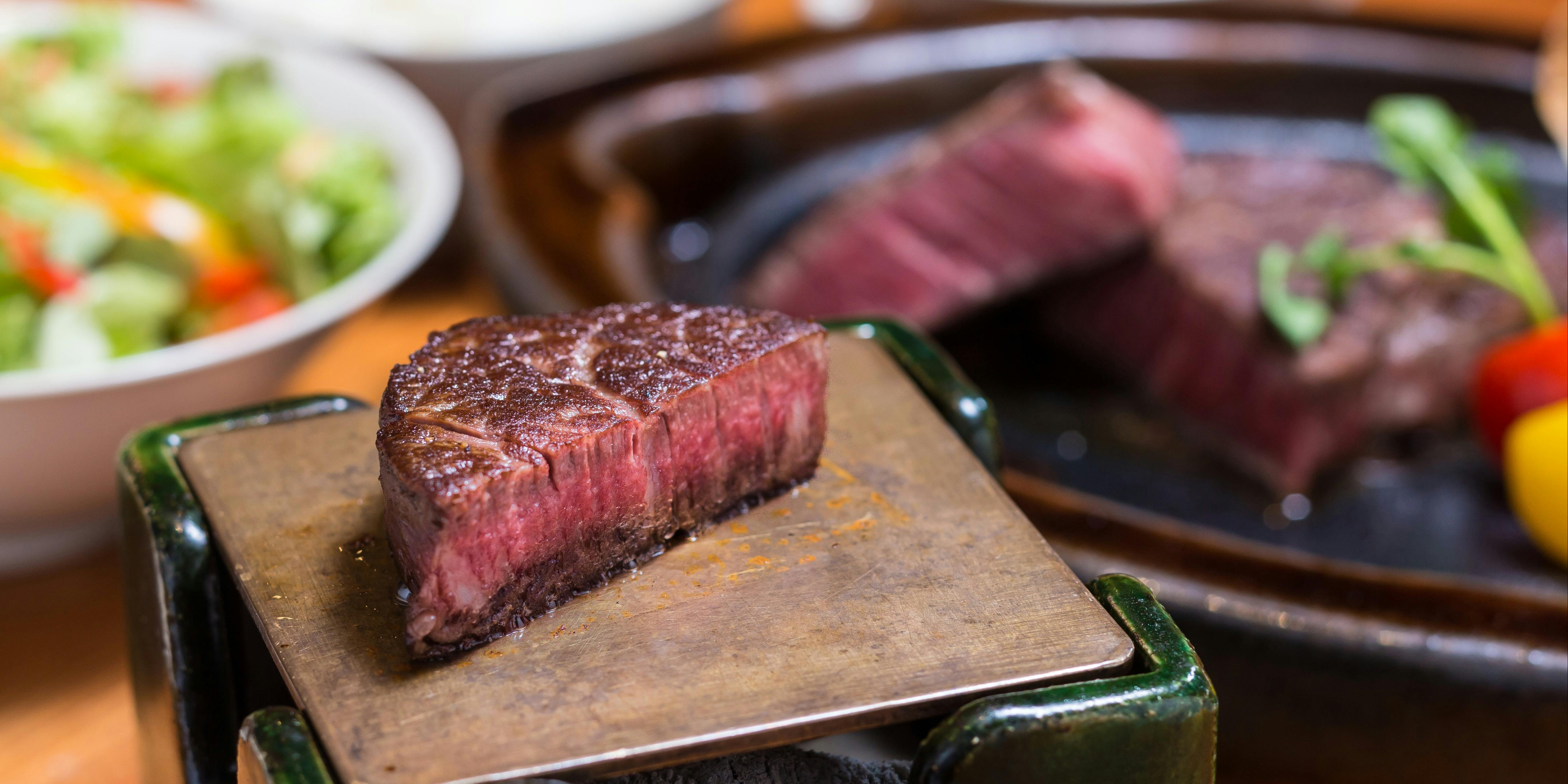 Beef Junkie 黒毛和牛ヒレステーキ＋乾杯スパークリング＋アニバーサリープレート ディナー プラン(11782881)・メニュー