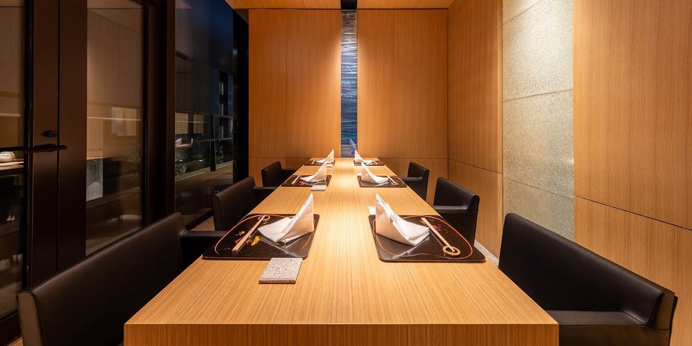 ザ サカイ トウキョウ (THE SAKAI Tokyo) - 京橋/鮨 [一休.comレストラン]