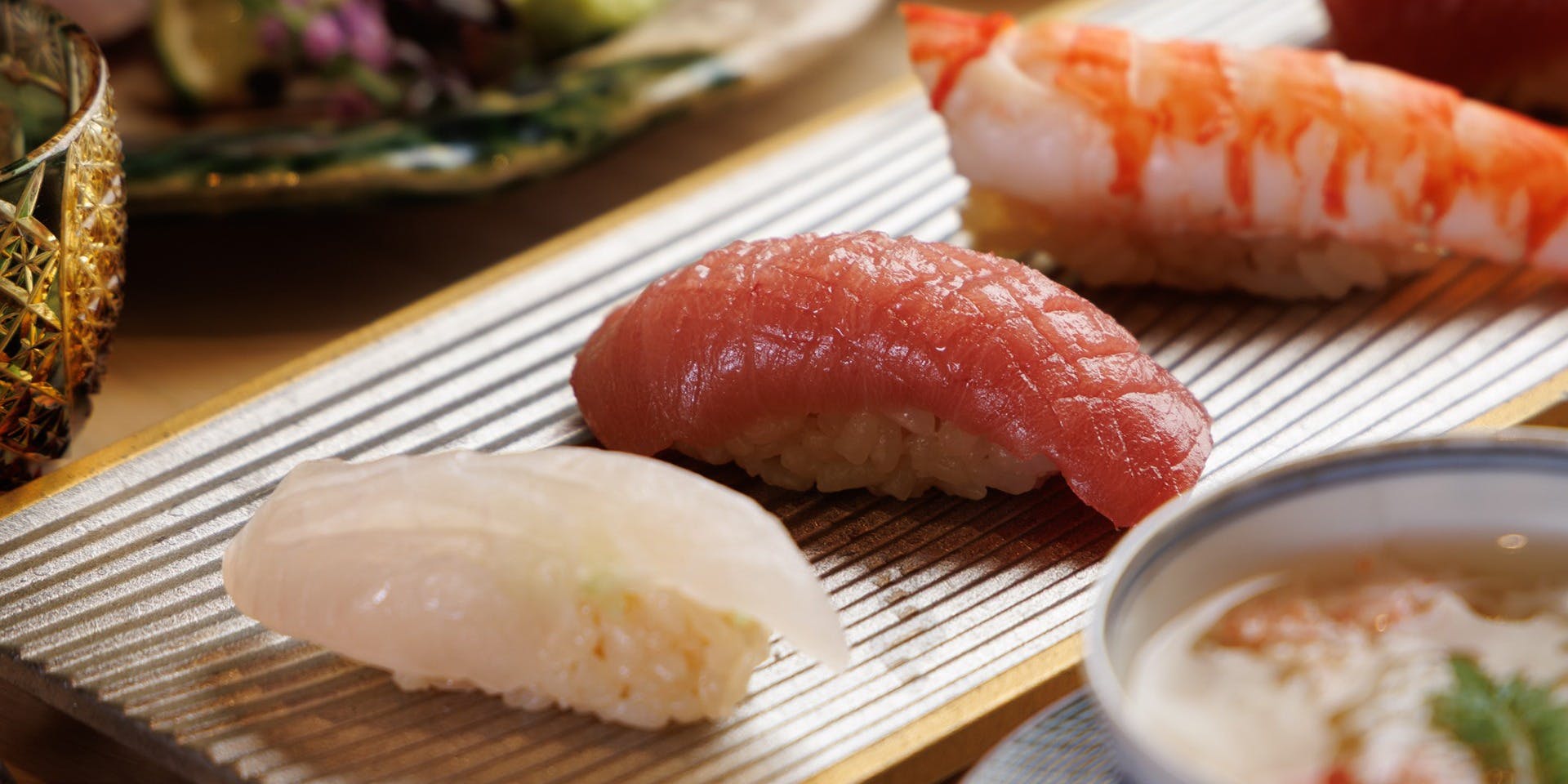 WASHOKU SUSHI ゆゆ 梅田店 【個室確約】ランチ 鮨8貫含む4品 ～昴【SUBARU】～ ランチ プラン(12526281)・メニュー